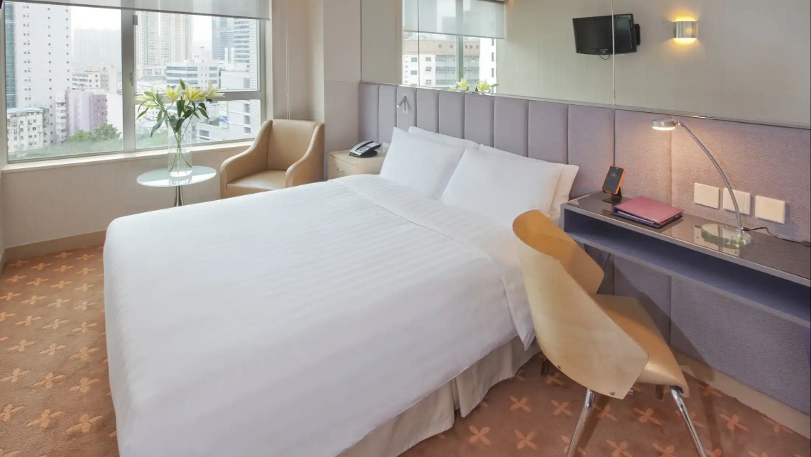 Deluxe Room - Luxury Hotel Rooms in Tsuen Wan